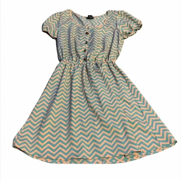 mint chevron clothes